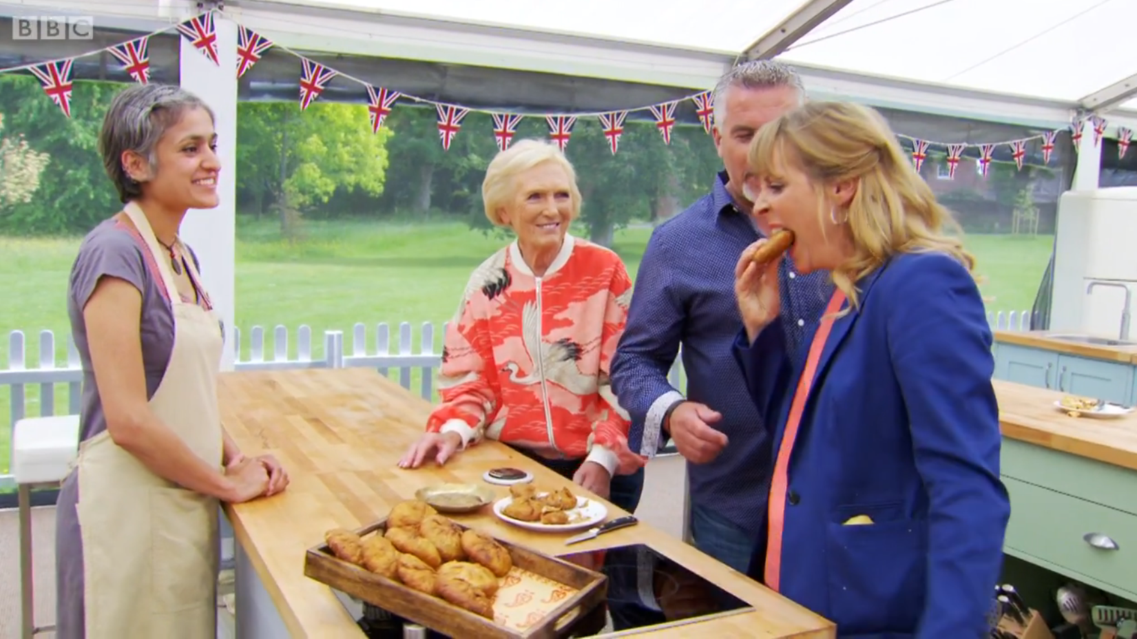 Ep7: Pastry Parcel Paradise! | Make Bake Take